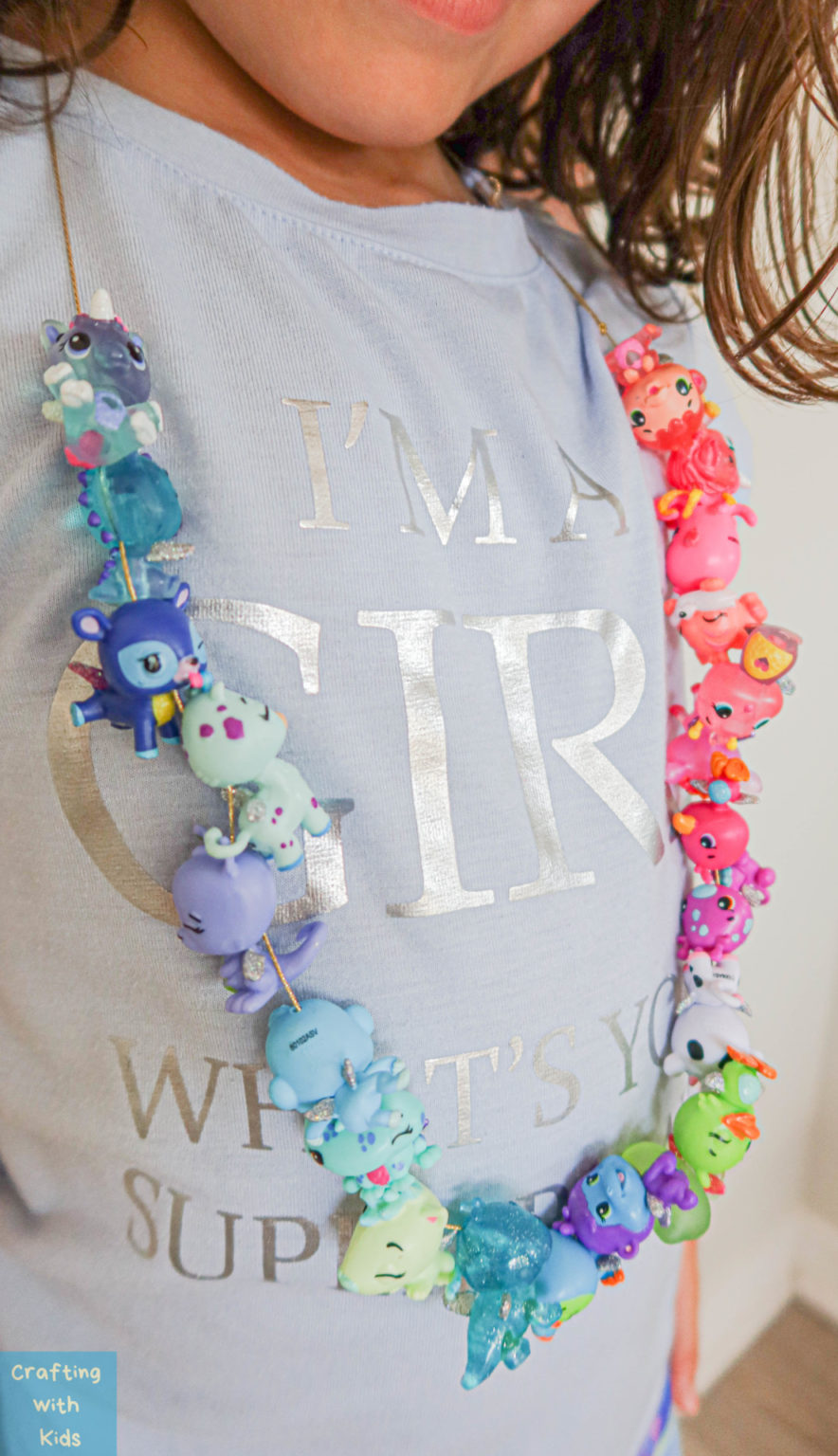 Make Your Own Hatchimal Necklace with the CollEGGtible Hatchimals