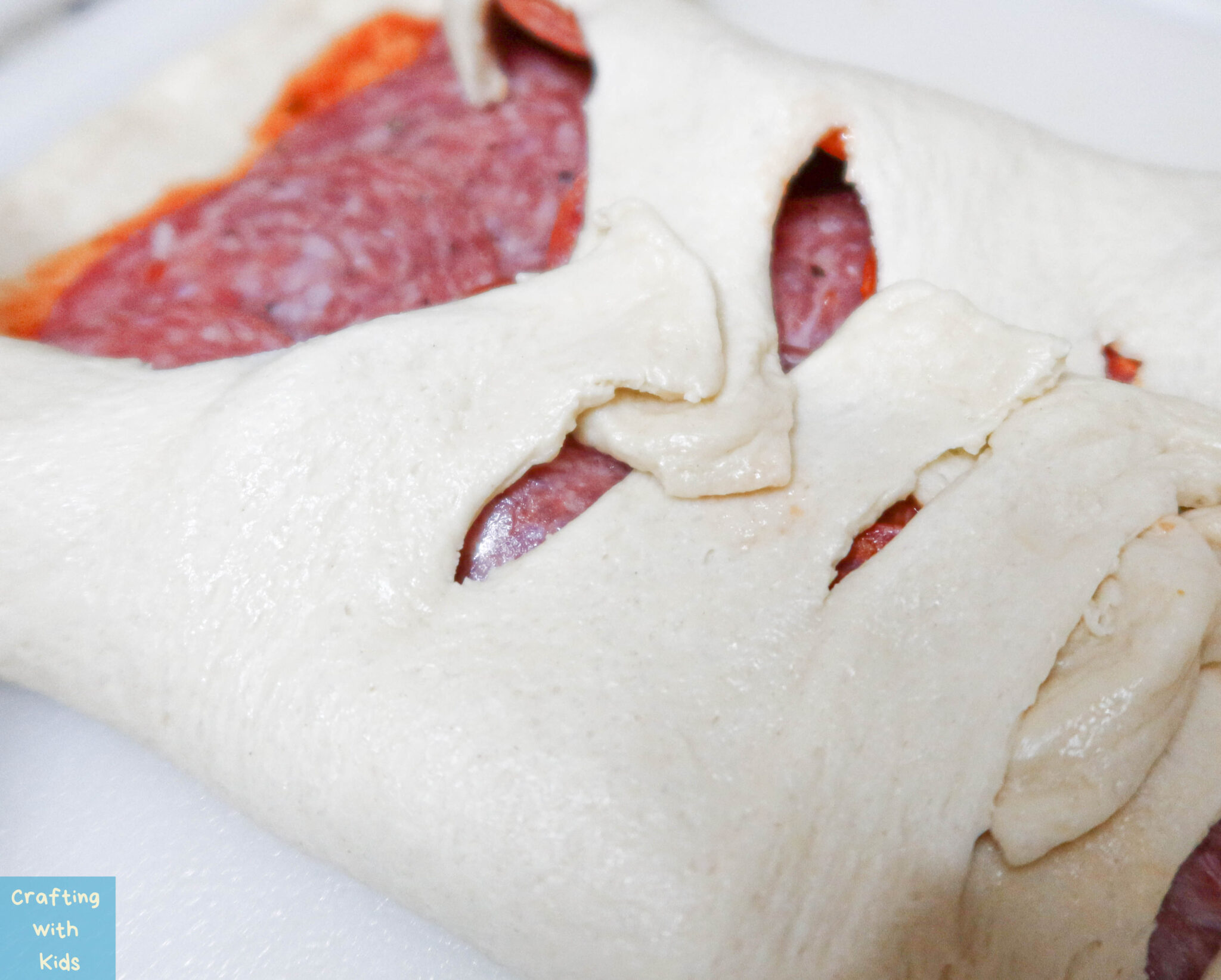 Braided Calzone Pizza with Pillsbury Pizza Dough that Kids Love to Make