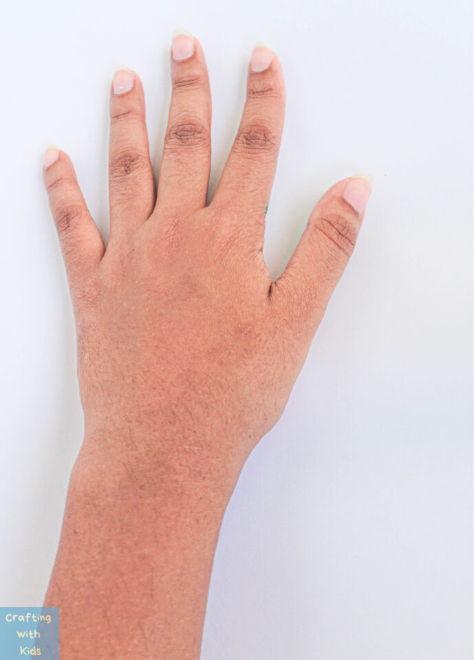 Apple Handprint Back to School Preschool Craft