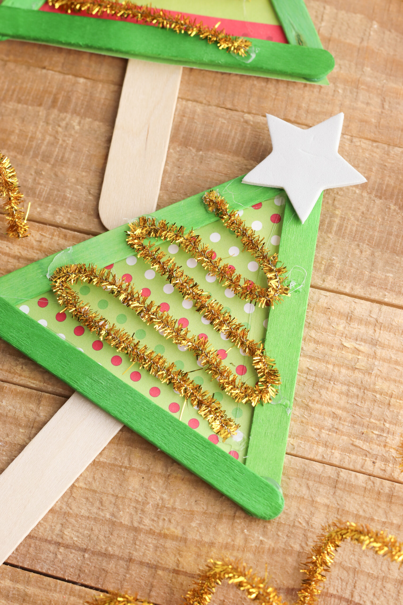 Fun and Easy Popsicle Stick Christmas Crafts for Kindergarteners